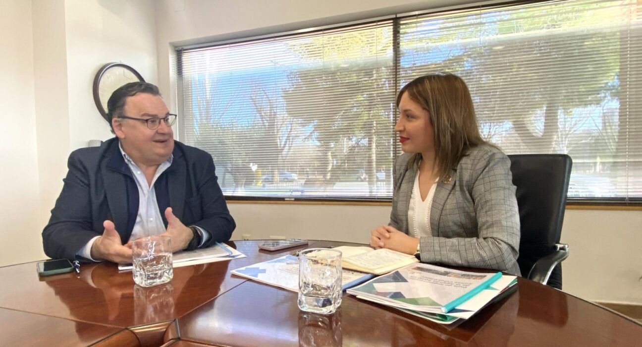 El presidente de ADECA, Santos Prieto, en calidad de presidente de ...